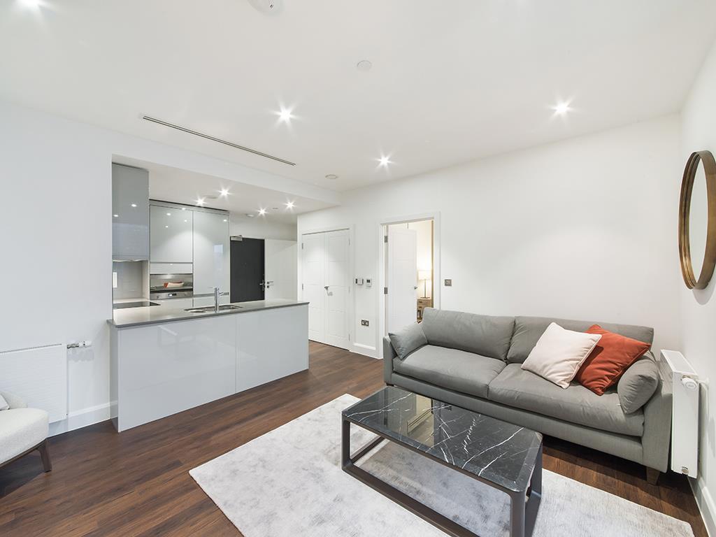 Ostro Tower, 31 Harbour Way, Nr... 1 bed apartment - £1,889 pcm (£436 pw)