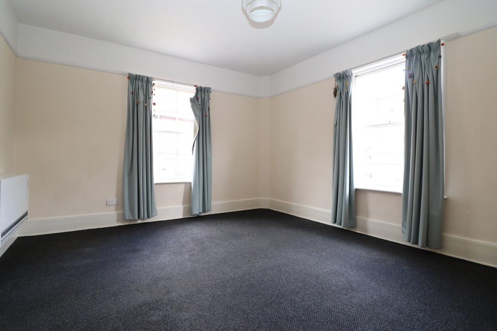1a Silver Street 1 bed flat - £600 pcm (£138 pw)
