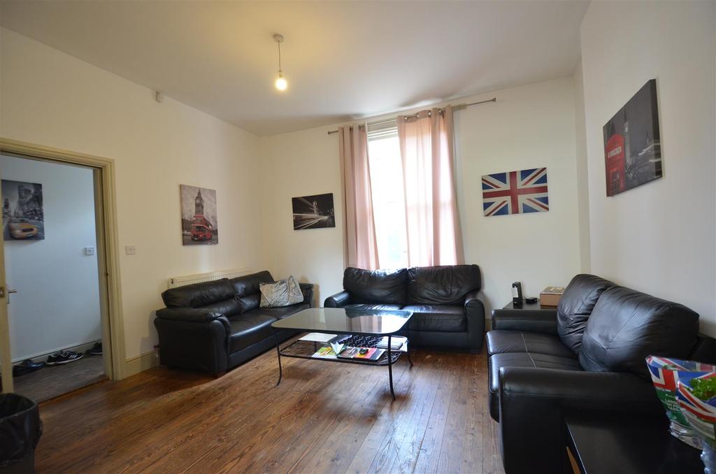Edgbaston, Birmingham, B16 9EH 6 bed end of terrace house - £2,834 pcm ...