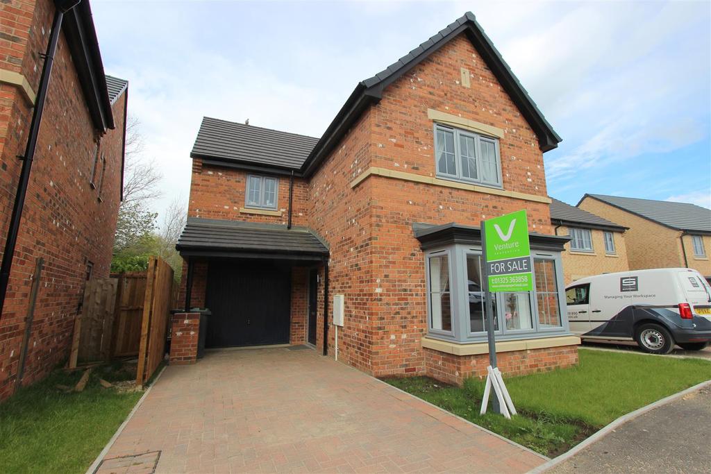 Spindleberry Way, Newton Aycliffe 3 bed detached house - £215,000