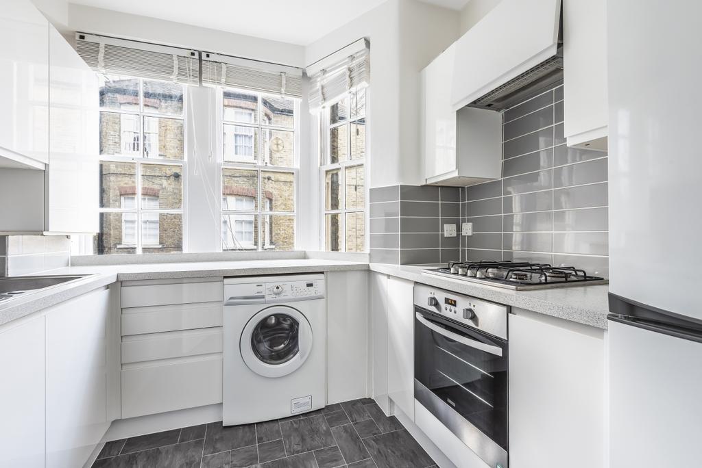 Liverpool Grove SE17 2 bed apartment - £1,525 pcm (£352 pw)