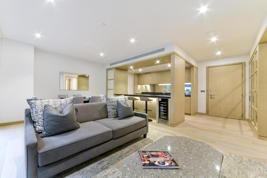 Legacy Building, Embassy Gardens, London, SW11 2 bed apartment - £3,683 ...