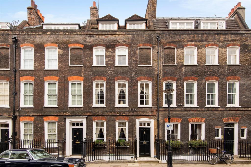 Lord North Street, Westminster... 2 bed terraced house - £3,150,000