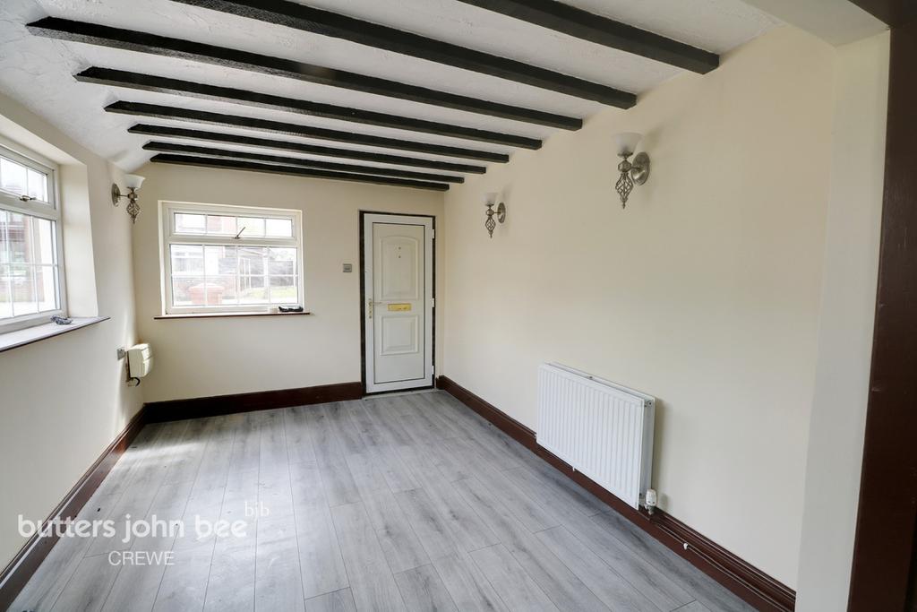 Remer Street, Crewe 2 bed semi-detached house - £120,000