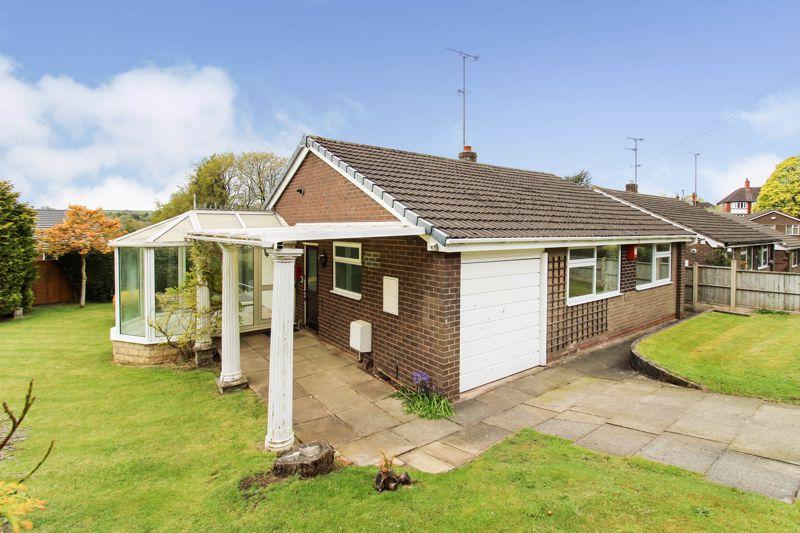 Daintry Street, Leek, ST13 2 bed detached bungalow - £285,000