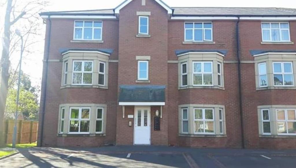Dorman Gardens, Middlesbrough 2 bed apartment - £525 pcm (£121 pw)