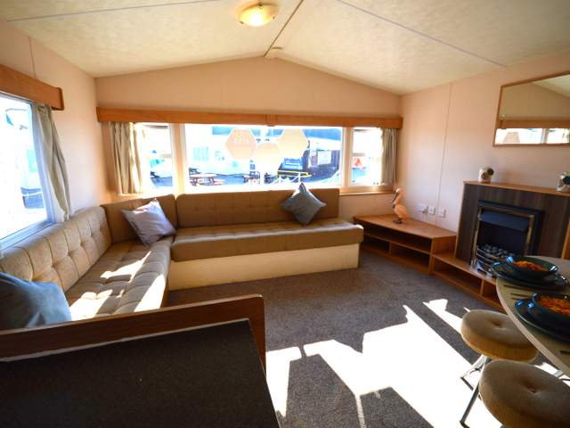 Alberta, Whitstable 2 bed static caravan - £35,995