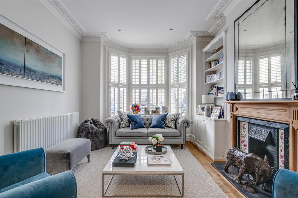 Bramfield Road, SW11 5 bed terraced house - £4,550 pcm (£1,050 pw)