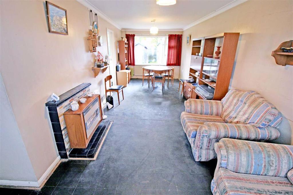 Pilgrims Way, Spalding 3 bed detached bungalow - £150,000