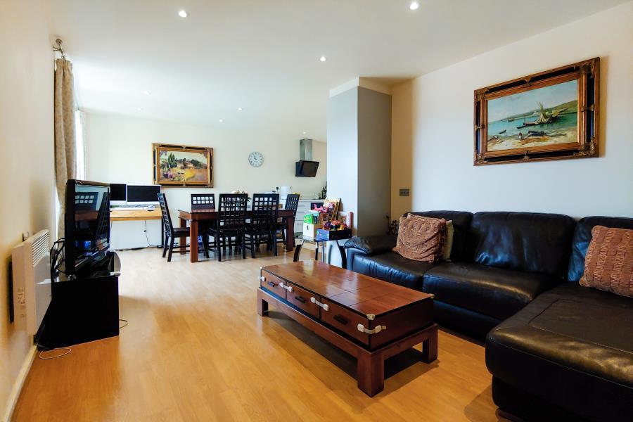 Ionian Building Narrow Street Limehouse 2 Bed Apartment 650 000 ionian-building-narrow-street-limehouse-2-bed-apartment-650-000