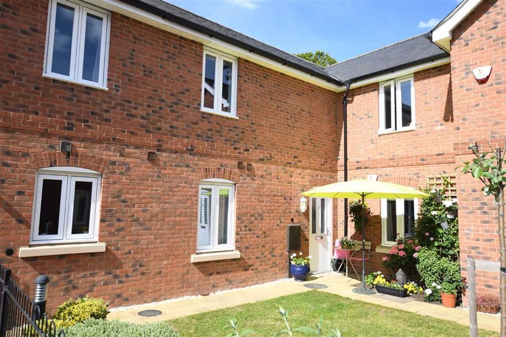 John Cullis Gardens, Kenilworth Road, Leamington Spa 2 bed apartment ...
