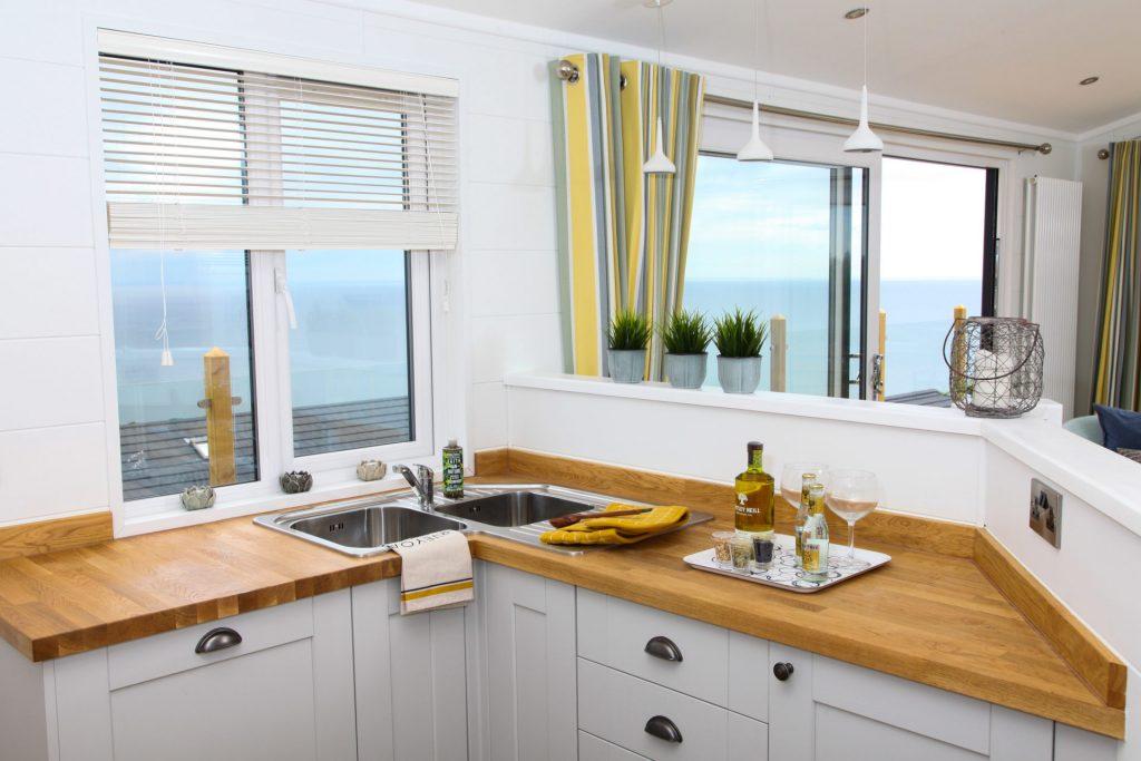 Coast View Shaldon, Devon 2 bed lodge - £295,000