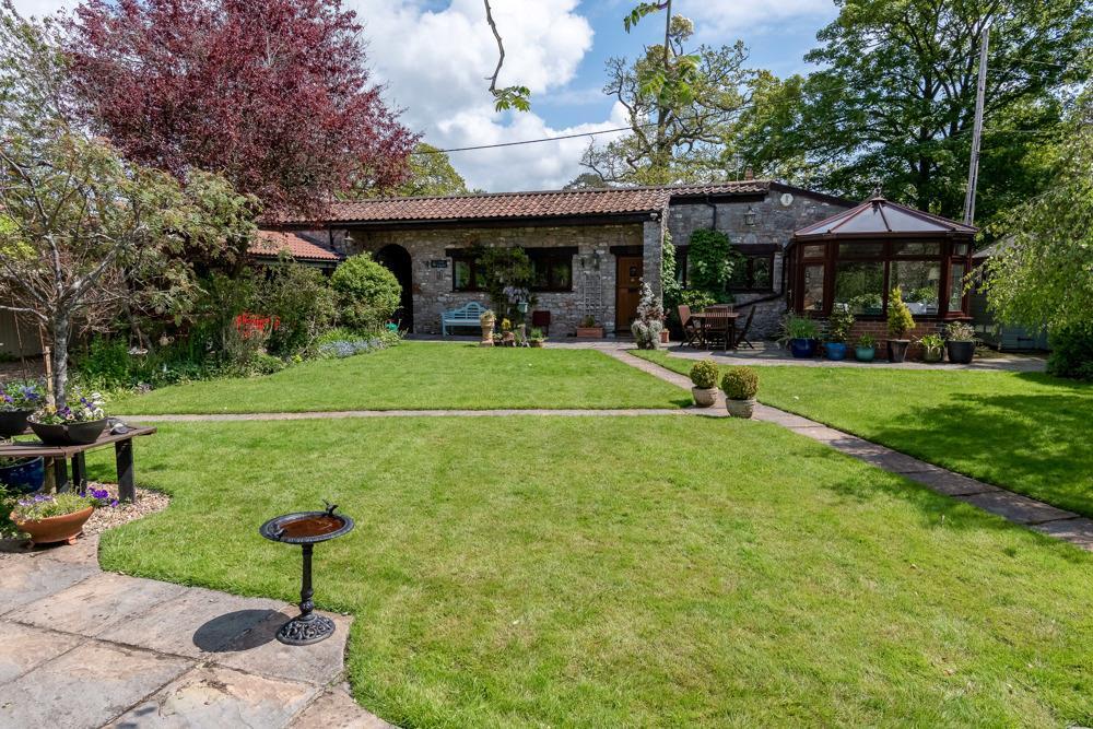 Lower Langford, Langford, Bristol, BS40 5 bed barn conversion - £720,000