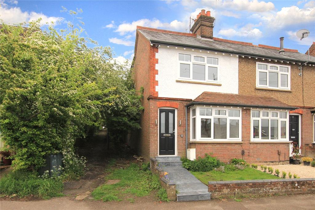 Upper Gladstone Road, Chesham, HP5 3 bed end of terrace house - £440,000