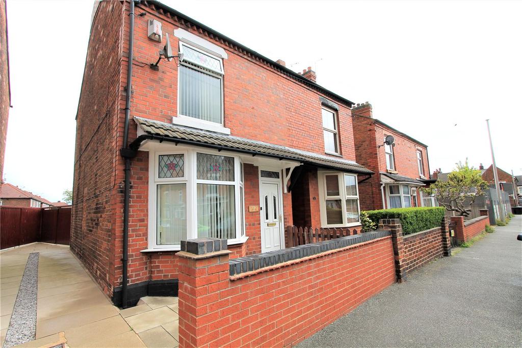 Holland Street, Crewe, CW1 2 bed semi-detached house - £125,000