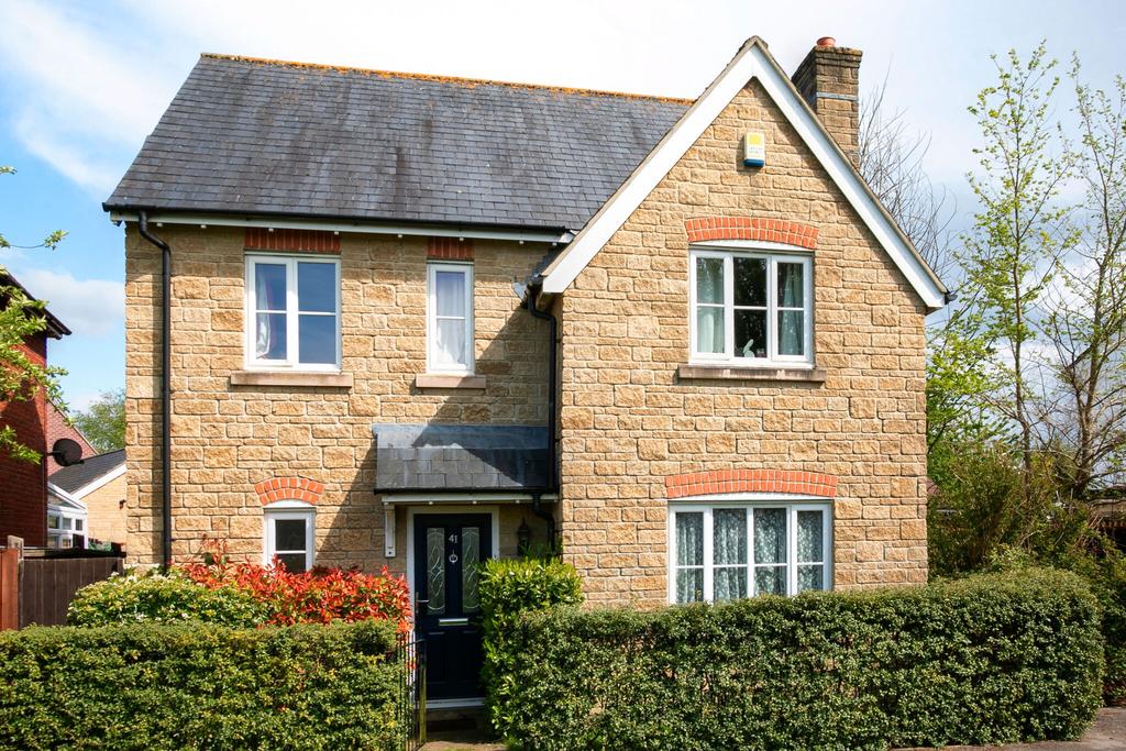 Marlott Road, Gillingham. Popular... 4 bed detached house - £350,000