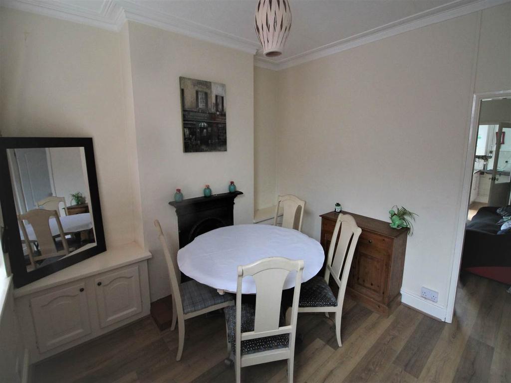 Howe Street, Derby, 2 bed house - £360 pcm (£83 pw)