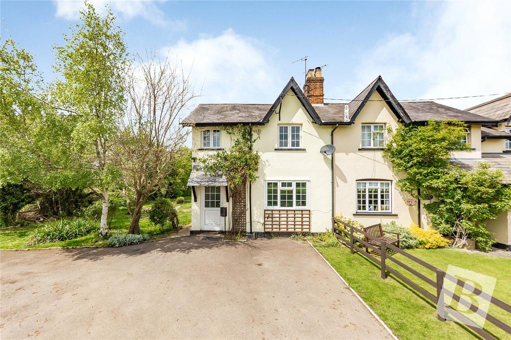 Dacre Cottages, Berners Roding... 3 bed semi-detached house - £500,000