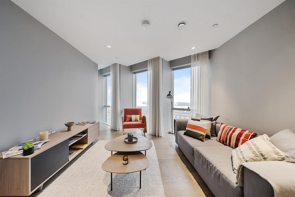 No.4, Upper Riverside, Cutter Lane... 2 bed apartment - £3,200 pcm (£ ...