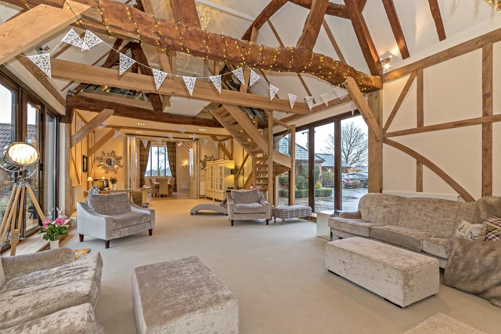 Thomley Barn 4 bed barn conversion - £1,250,000