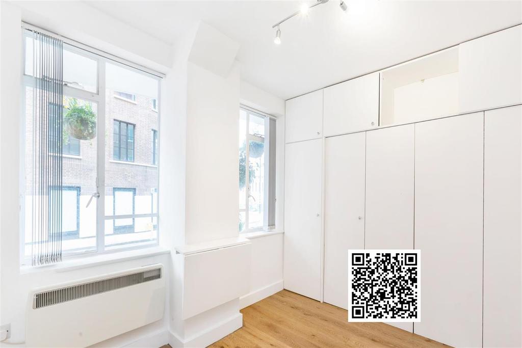 35 Buckingham Gate, Westminster... Studio - £1,213 pcm (£280 pw)