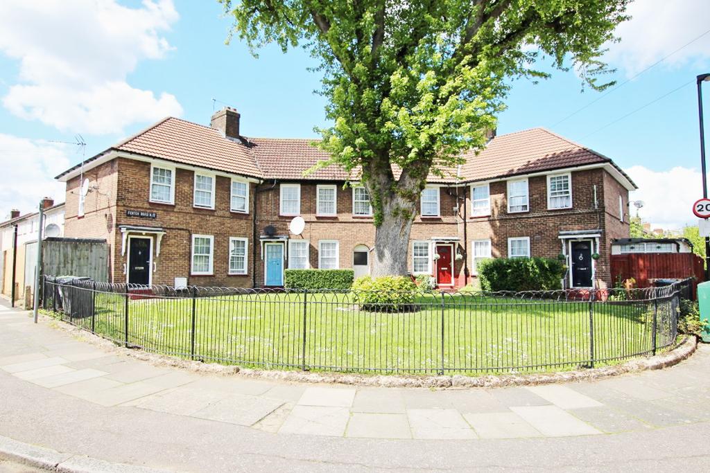 Fenton road, london, N17 3 bed terraced house - £535,000