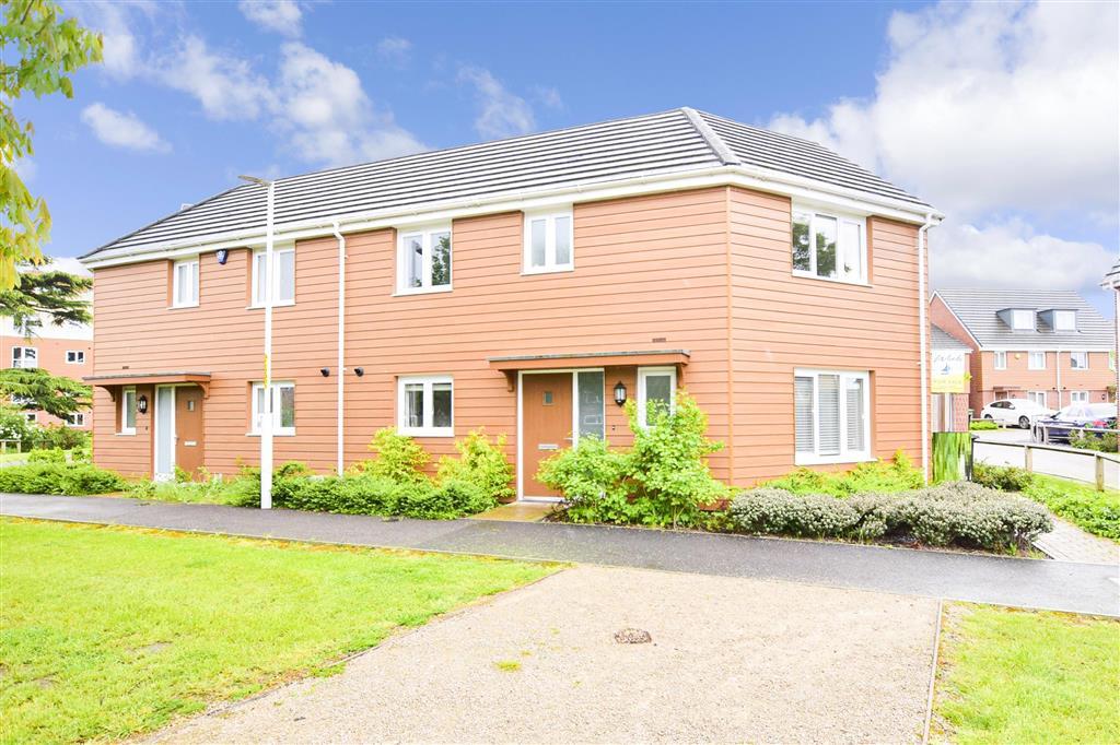 Fourier Grove, Dartford, Kent 3 bed semi-detached house - £360,000