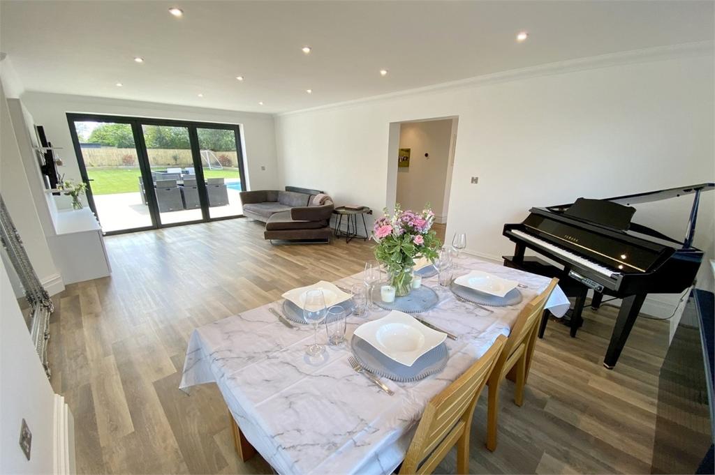 Littledown Drive, Littledown... 5 bed detached house - £1,000,000