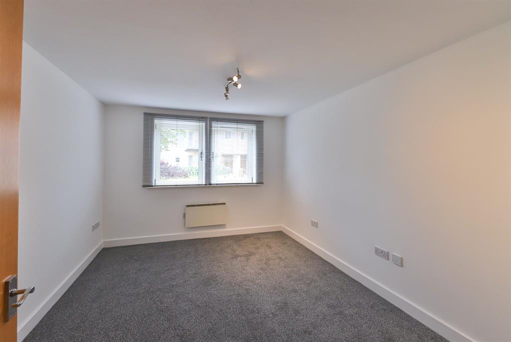 Richmond House, Lawrence Square, York 2 bed flat - £875 pcm (£202 pw)