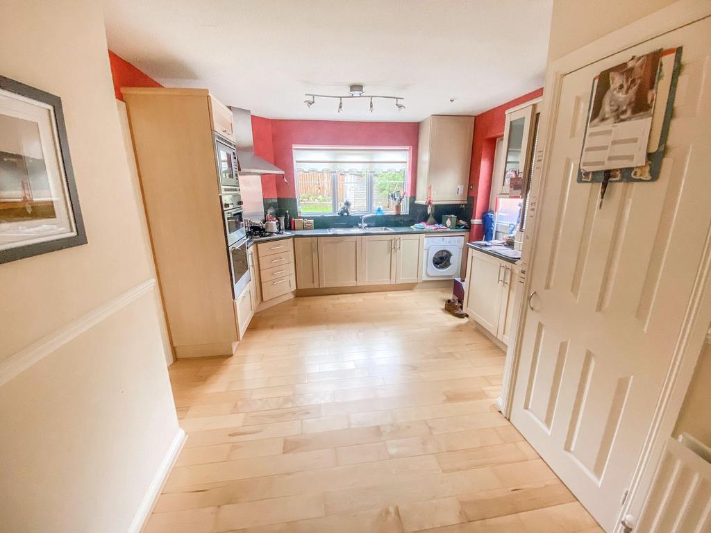 Fox Lea Walk, Seghill, Cramlington... 3 bed detached house - £215,000