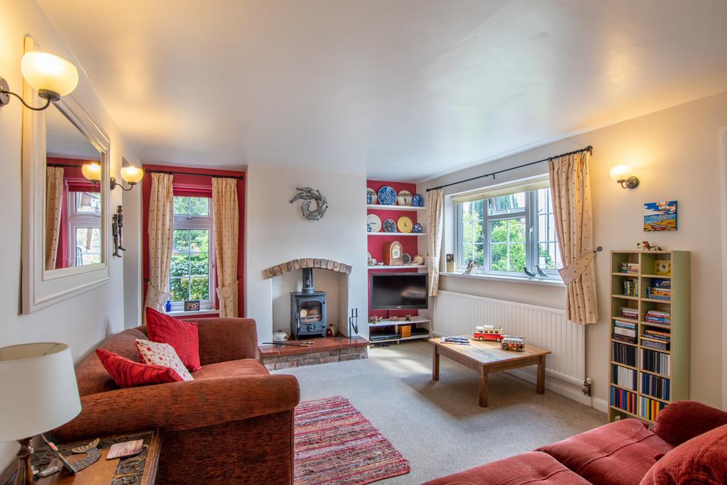 Sutton Lane, Sutton cum Lound, Retford 3 bed detached house - £350,000