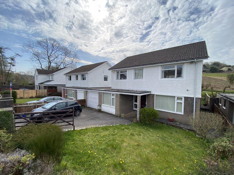 6 The Orchard, Aberthin, The Vale of... 4 bed detached house - £459,000