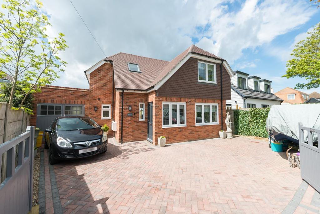 London Road, Ramsgate 3 bed detached house - £485,000