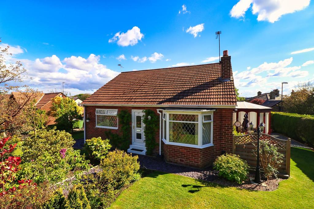 Woodway, Horsforth 3 bed detached bungalow - £419,950
