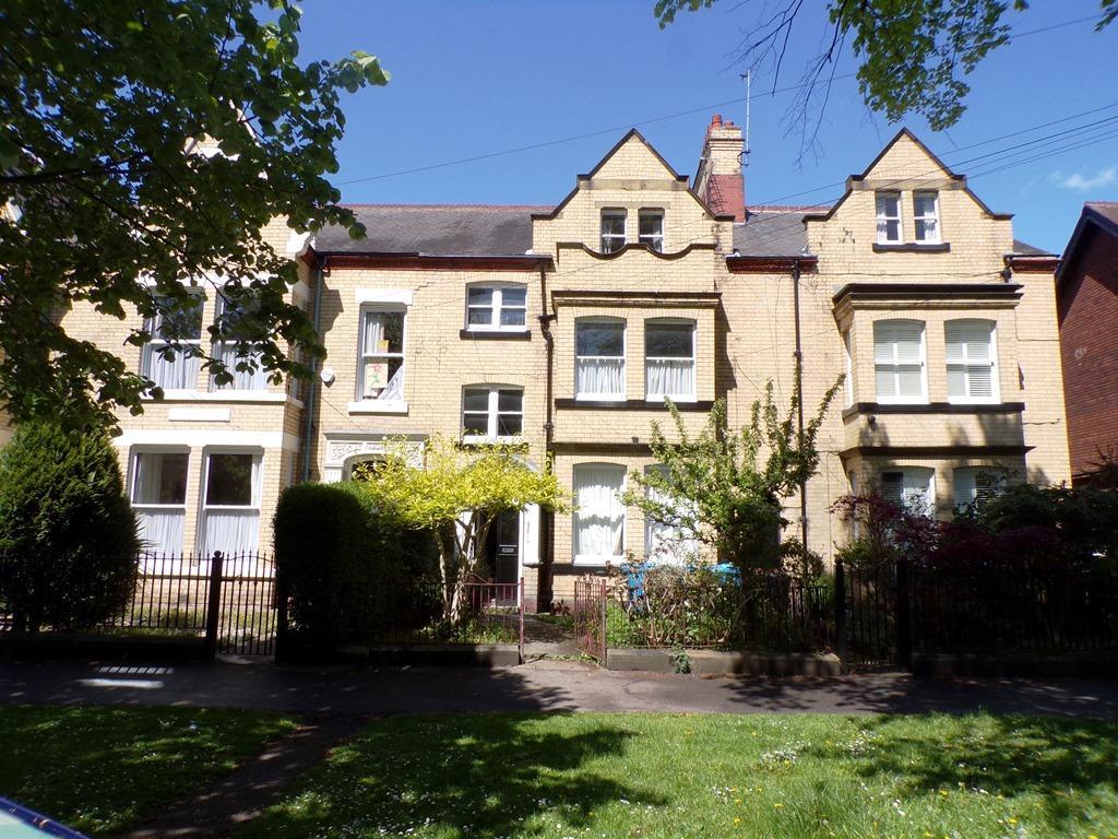 Westbourne Avenue, Hull, HU5 3HR 5 bed house - £298,000