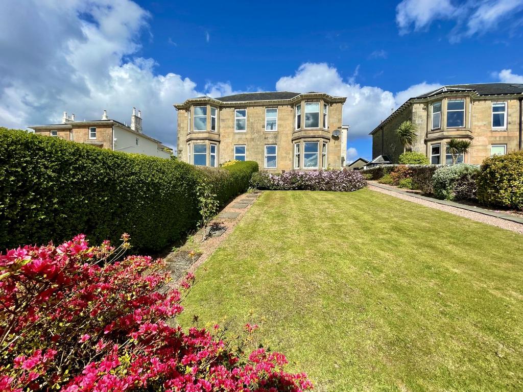 Davaar Lower Villa, 163 Alexandra Parade, Dunoon 3 bed apartment - £195,000