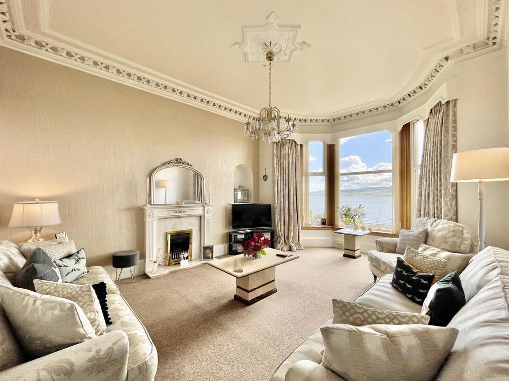 Davaar Lower Villa, 163 Alexandra Parade, Dunoon 3 bed apartment - £195,000