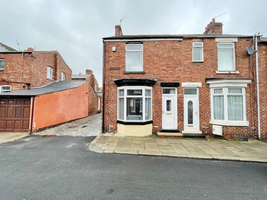 Regent Street, Shildon 2 bed end of terrace house - £65,000