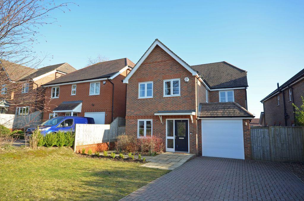 Belmont Road, Chesham HP5 2EL 4 bed detached house - £700,000