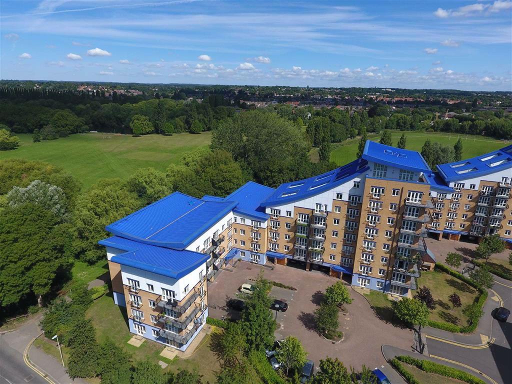 Luscinia View, Napier Road, Reading 2 bed apartment - £285,000