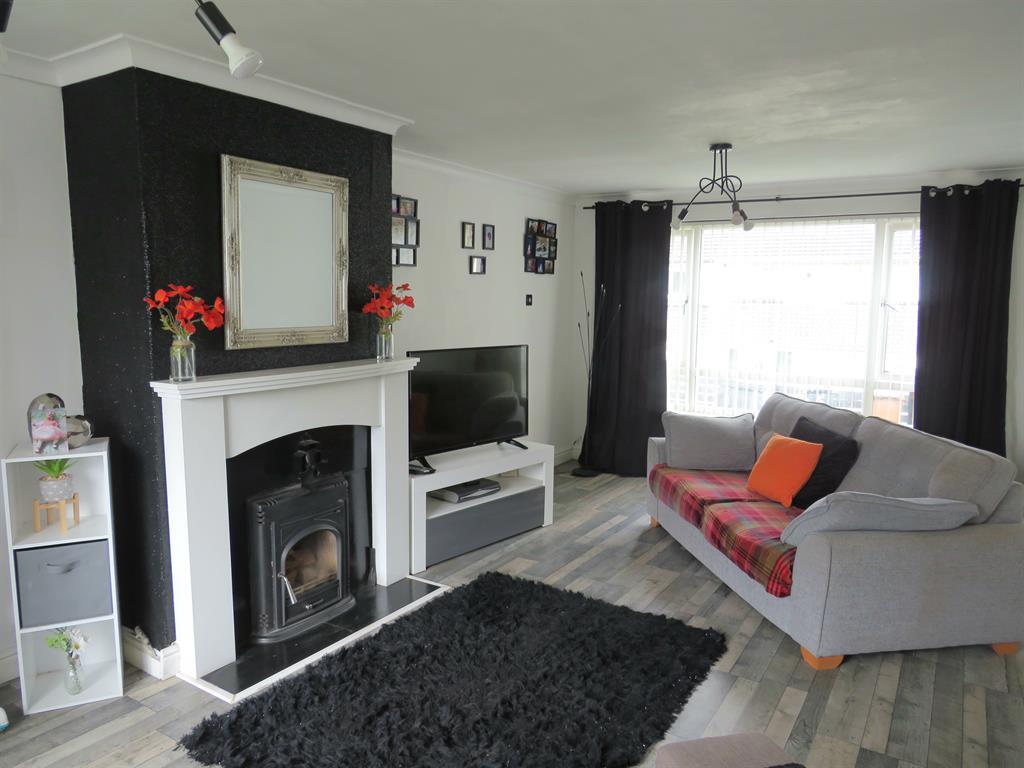The Willows, Egremont, CA22 2HT 3 bed end of terrace house - £85,000