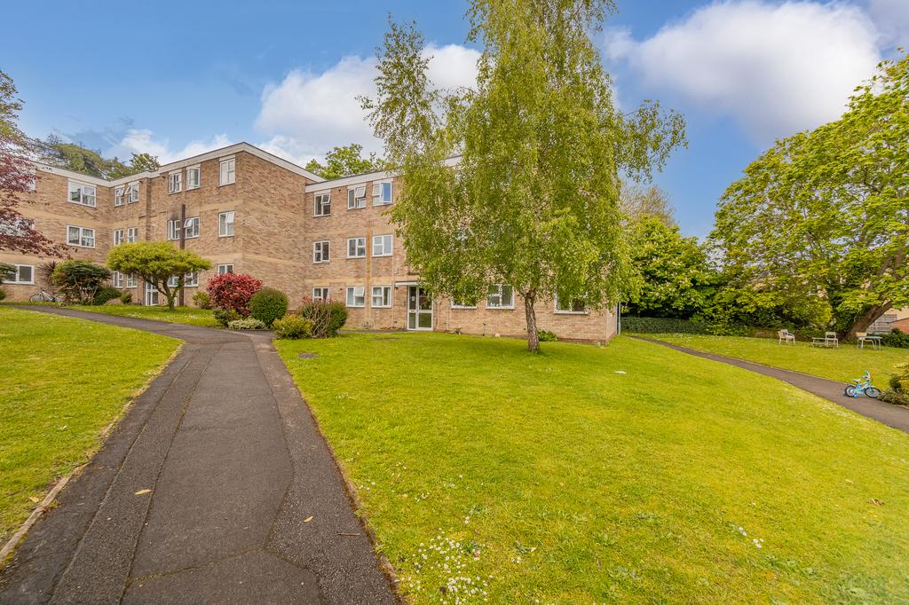 Addington Road, Reading, RG1 2 bed flat - £239,500
