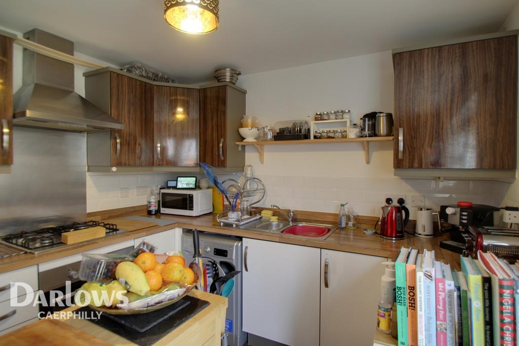 Llwybr Y Coetir, Caerphilly 3 bed detached house - £225,000