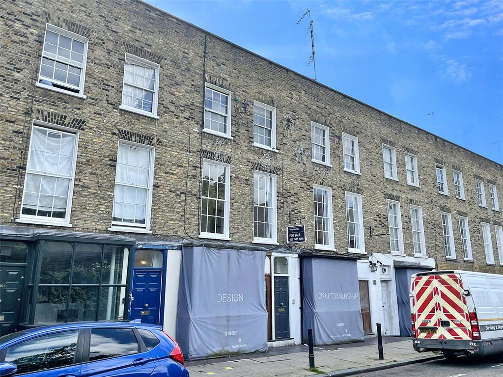 Myddelton Street, London, EC1R 2 bed apartment - £750,000