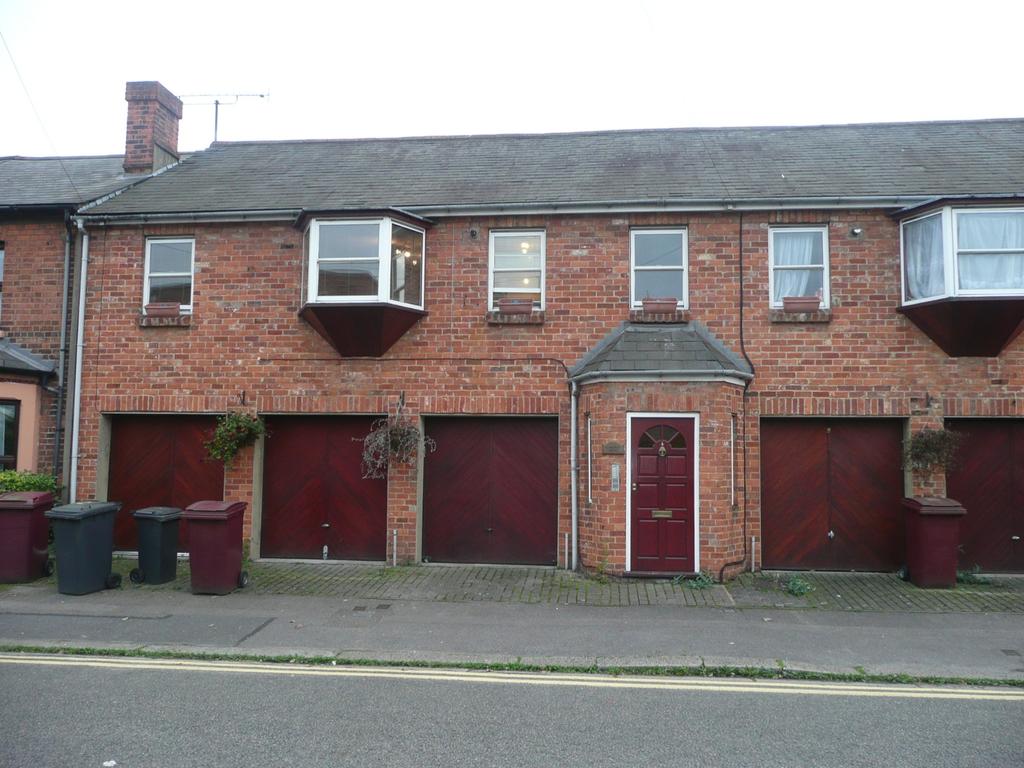 Cardiff Mews, Cardiff Road, Reading, RG1 1 bed apartment - £750 pcm (£ ...