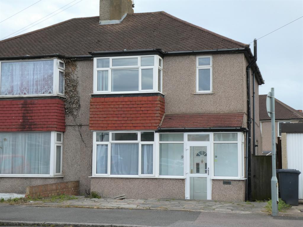 Brent Lane Dartford Kent Da1 1qx 3 Bed Semi Detached House £1 400 Pcm