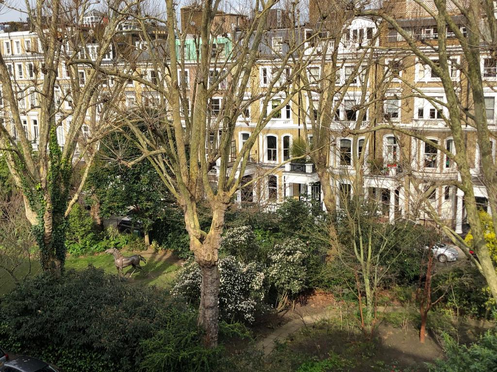 Lexham Gardens, Kensington, London, W8 Studio - £1,560 pcm (£360 pw)