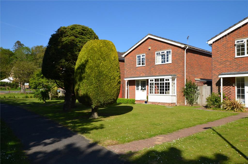 Lashbrooks Road Uckfield Tn22 3 Bed Detached House £465 000