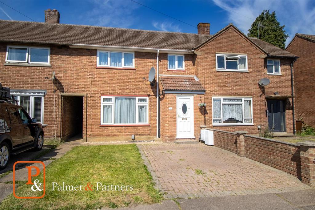Monkwick Avenue, Colchester, CO2 3 bed terraced house - £250,000