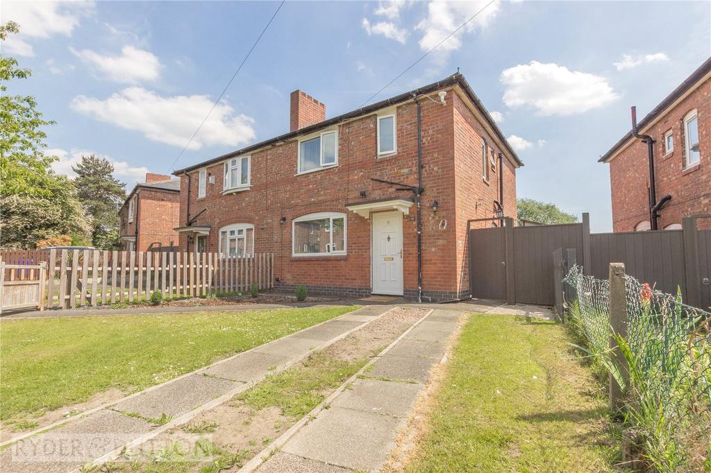 Leyburn Road, Moston, Manchester, M40 3 bed semi-detached house - £170,000